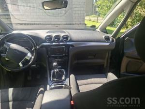 Black Ford S-Max 2010 in Valka, with an engine capacity of 2.00 L and mileage of 445 thousand km for 1500 €, photo 10 on AUTOMOTO.COM.LV