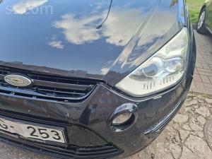 Black Ford S-Max 2010 in Valka, with an engine capacity of 2.00 L and mileage of 445 thousand km for 1500 €, photo 12 on AUTOMOTO.COM.LV