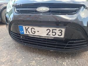 Black Ford S-Max 2010 in Valka, with an engine capacity of 2.00 L and mileage of 445 thousand km for 1500 €, photo 15 on AUTOMOTO.COM.LV
