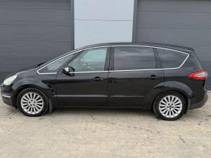 Black Ford S-Max 2010 in Vilnius, with an engine capacity of 2.00 L and mileage of 348 thousand km for 1750 €, photo 4 on AUTOMOTO.COM.LV