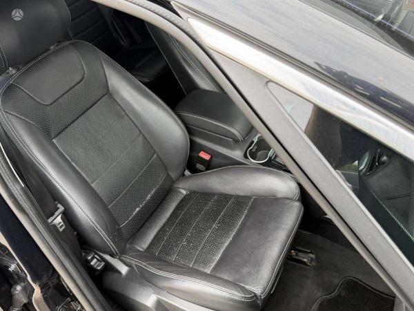 Black Ford S-Max 2010 in Vilnius, with an engine capacity of 2.00 L and mileage of 348 thousand km for 1750 €, photo 9 on AUTOMOTO.COM.LV