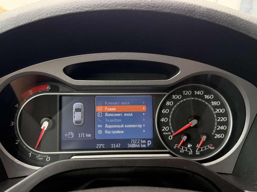 Black Ford S-Max 2010 in Vilnius, with an engine capacity of 2.00 L and mileage of 348 thousand km for 1750 €, photo 21 on AUTOMOTO.COM.LV