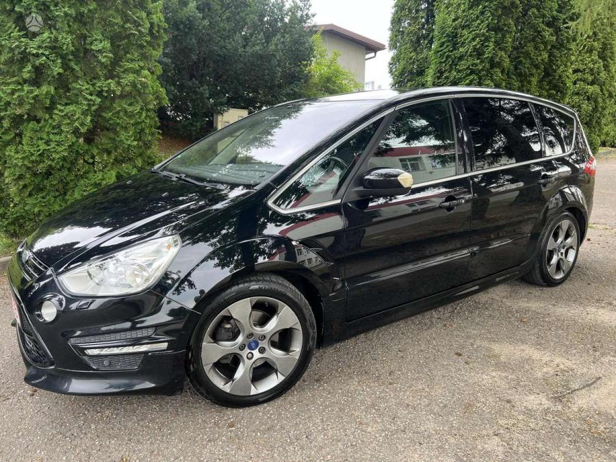 Black Ford S-Max 2010 in Prienai, with an engine capacity of 2.00 L and mileage of 275 thousand km for 4750 €, photo 4 on AUTOMOTO.COM.LV