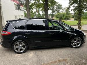 Black Ford S-Max 2010 in Prienai, with an engine capacity of 2.00 L and mileage of 275 thousand km for 4750 €, photo 9 on AUTOMOTO.COM.LV