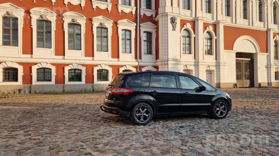 Melns Ford S-Max 2010 Rīga, ar dzinēja tilpumu 2.00 L un nobraukumu 385 tūkst. km par 4950 €, foto 5 vietnē AUTOMOTO.COM.LV