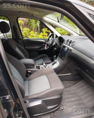 Melns Ford S-Max 2010 Rīga, ar dzinēja tilpumu 2.00 L un nobraukumu 385 tūkst. km par 4950 €, foto 13 vietnē AUTOMOTO.COM.LV