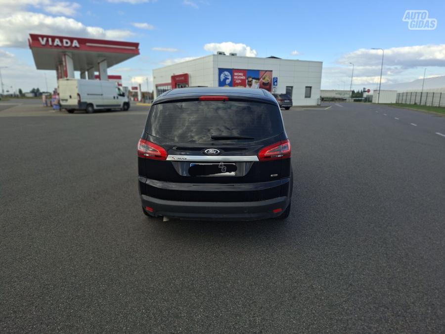 Melns Ford S-Max 2010 Kauņa, ar dzinēja tilpumu 2.00 L un nobraukumu 280 tūkst. km par 3450 €, foto 12 vietnē AUTOMOTO.COM.LV