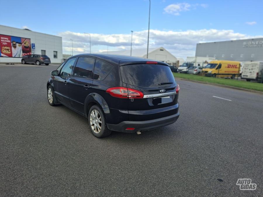 Melns Ford S-Max 2010 Kauņa, ar dzinēja tilpumu 2.00 L un nobraukumu 280 tūkst. km par 3450 €, foto 15 vietnē AUTOMOTO.COM.LV