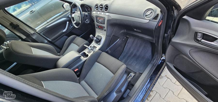 Melns Ford S-Max 2010 Kauņa, ar dzinēja tilpumu 2.00 L un nobraukumu 280 tūkst. km par 3450 €, foto 17 vietnē AUTOMOTO.COM.LV