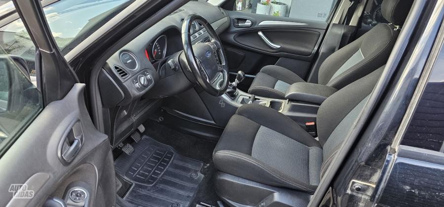 Melns Ford S-Max 2010 Kauņa, ar dzinēja tilpumu 2.00 L un nobraukumu 280 tūkst. km par 3450 €, foto 24 vietnē AUTOMOTO.COM.LV