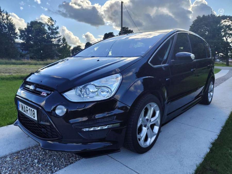 Black Ford S-Max 2010 in Rietavas, with an engine capacity of 2.00 L and mileage of 306 thousand km for 6000 €, photo 1 on AUTOMOTO.COM.LV