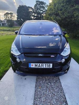 Black Ford S-Max 2010 in Rietavas, with an engine capacity of 2.00 L and mileage of 306 thousand km for 6000 €, photo 3 on AUTOMOTO.COM.LV