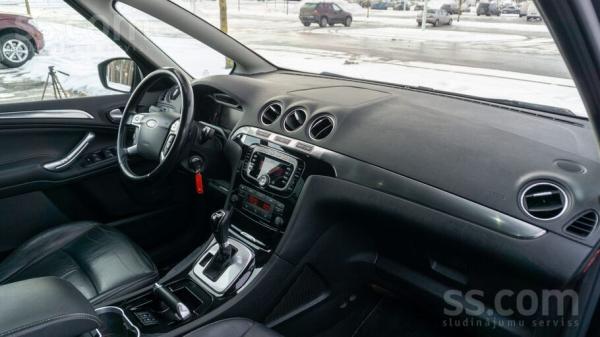 Ford S-Max 2010 Rīga vietnē Melns Ford S-Max 2010 Rīga, ar dzinēja tilpumu 2.00 L un nobraukumu 352 tūkst. km par 2990 €, foto 11 vietnē AUTOMOTO.COM.LV