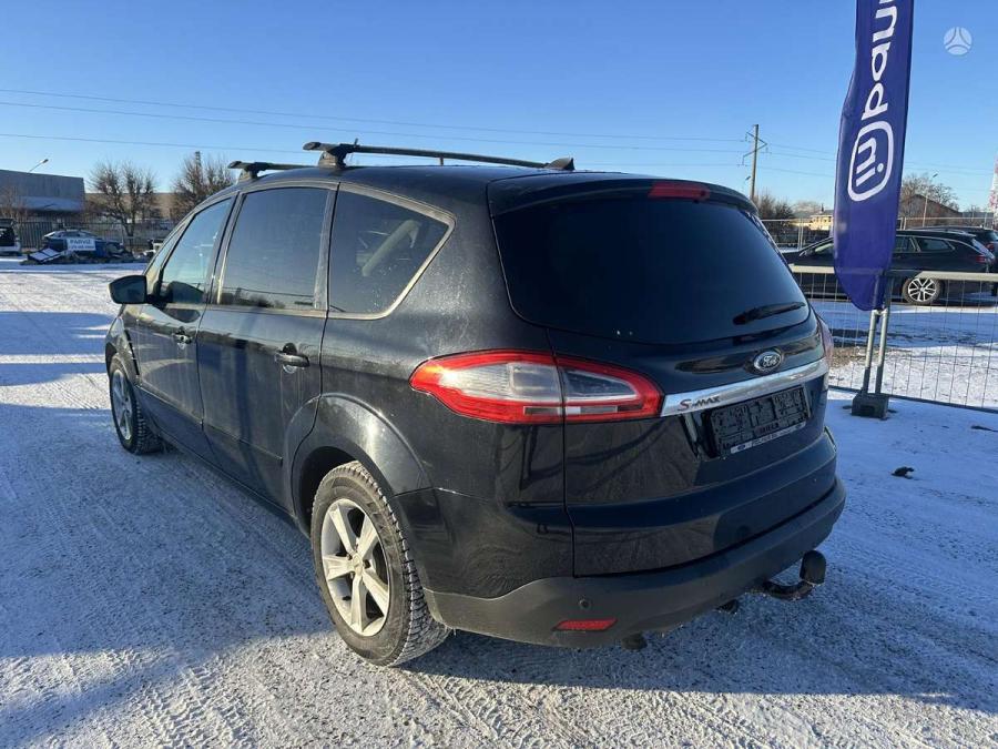 Black Ford S-Max 2011 in Marijampole, with an engine capacity of 1.60 L and mileage of 236 thousand km for 4250 €, photo 6 on AUTOMOTO.COM.LV
