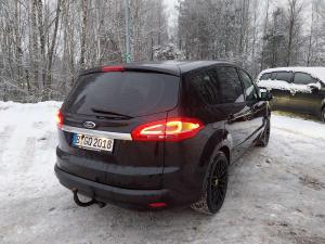 Black Ford S-Max 2011 in Kaunas, with an engine capacity of 2.00 L and mileage of 228 thousand km for 3350 €, photo 4 on AUTOMOTO.COM.LV