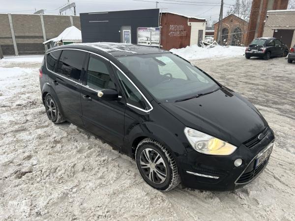Black Ford S-Max 2011 in Trakai, with an engine capacity of 2.00 L and mileage of 266 thousand km for 2900 €, photo 2 on AUTOMOTO.COM.LV
