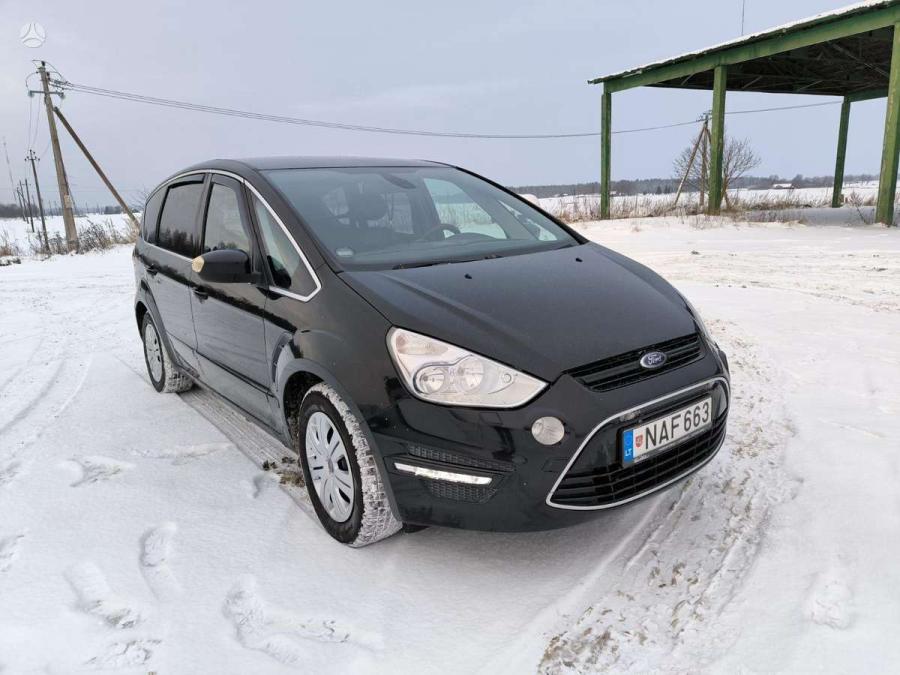 Melns Ford S-Max 2011 Šauļi, ar dzinēja tilpumu 2.00 L un nobraukumu 311 tūkst. km par 5500 €, foto 2 vietnē AUTOMOTO.COM.LV