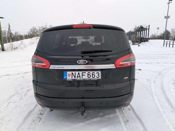 Melns Ford S-Max 2011 Šauļi, ar dzinēja tilpumu 2.00 L un nobraukumu 311 tūkst. km par 5500 €, foto 5 vietnē AUTOMOTO.COM.LV