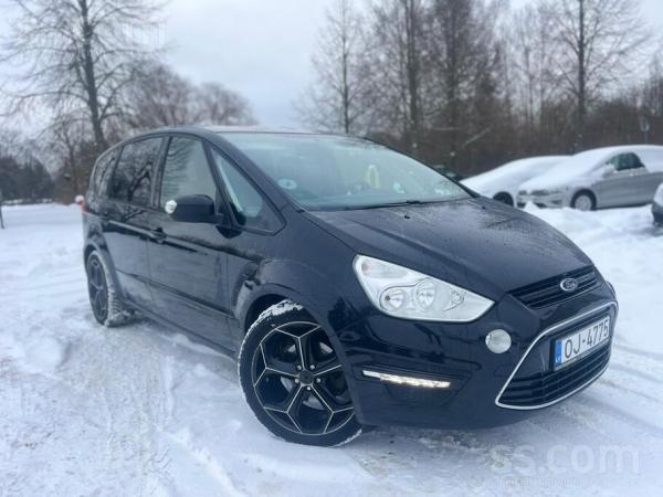 Black Ford S-Max 2011 in Kuldiga, with an engine capacity of 2.00 L and mileage of 332 thousand km for 4190 €, photo 1 on AUTOMOTO.COM.LV