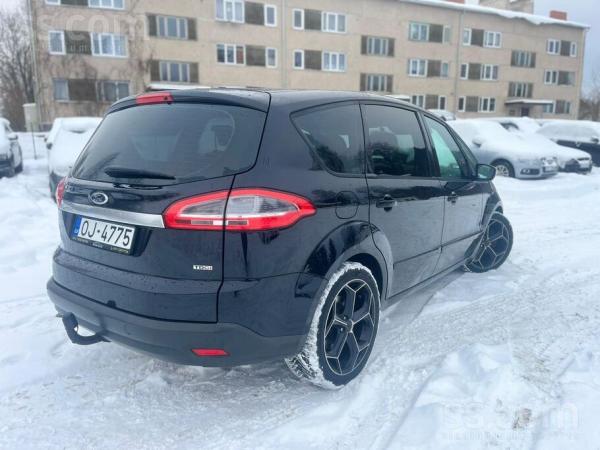 Black Ford S-Max 2011 in Kuldiga, with an engine capacity of 2.00 L and mileage of 332 thousand km for 4190 €, photo 4 on AUTOMOTO.COM.LV