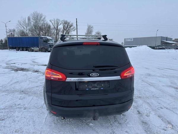 Black Ford S-Max 2011 in Marijampole, with an engine capacity of 1.60 L and mileage of 129 thousand km for 5150 €, photo 4 on AUTOMOTO.COM.LV