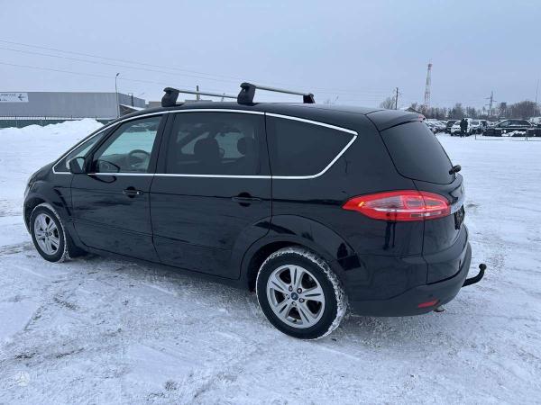 Black Ford S-Max 2011 in Marijampole, with an engine capacity of 1.60 L and mileage of 129 thousand km for 5150 €, photo 7 on AUTOMOTO.COM.LV