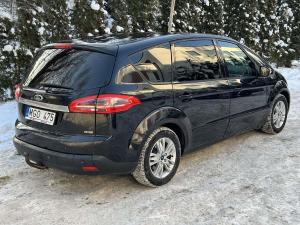 Black Ford S-Max 2011 in Vilnius, with an engine capacity of 2.00 L and mileage of 331 thousand km for 2450 €, photo 4 on AUTOMOTO.COM.LV