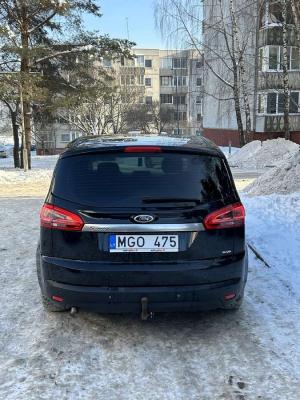 Black Ford S-Max 2011 in Vilnius, with an engine capacity of 2.00 L and mileage of 331 thousand km for 2450 €, photo 6 on AUTOMOTO.COM.LV