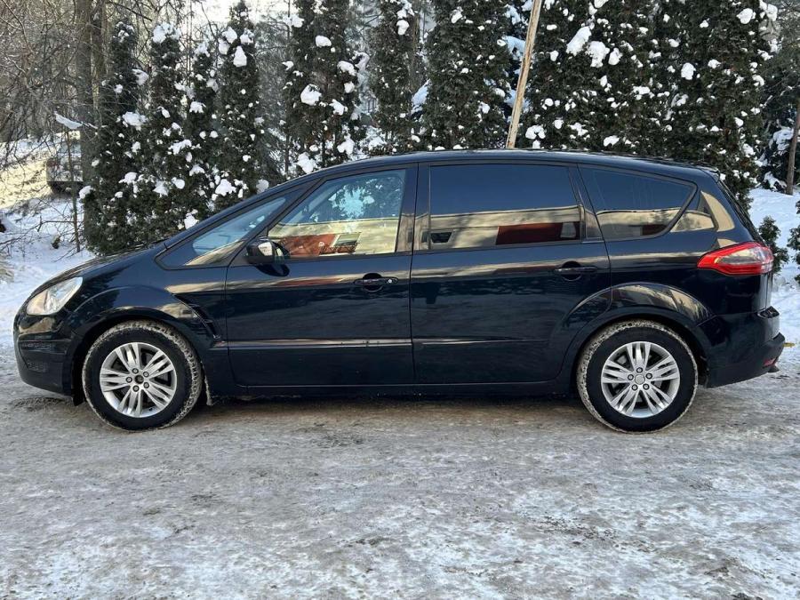 Black Ford S-Max 2011 in Vilnius, with an engine capacity of 2.00 L and mileage of 331 thousand km for 2450 €, photo 7 on AUTOMOTO.COM.LV