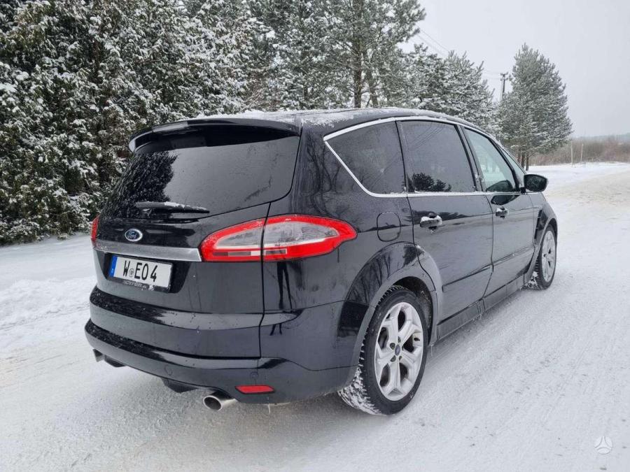 Melns Ford S-Max 2011 Panevēža, ar dzinēja tilpumu 2.18 L un nobraukumu 287 tūkst. km par 6200 €, foto 6 vietnē AUTOMOTO.COM.LV