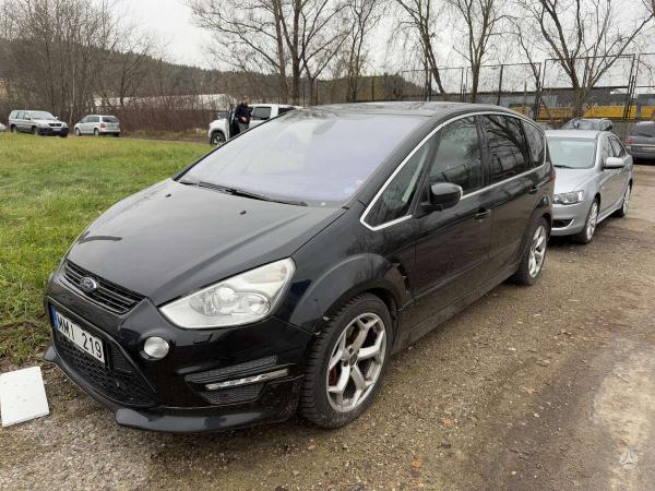 Black Ford S-Max 2011 in Vilnius, with an engine capacity of 2.00 L and mileage of 271 thousand km for 2900 €, photo 1 on AUTOMOTO.COM.LV