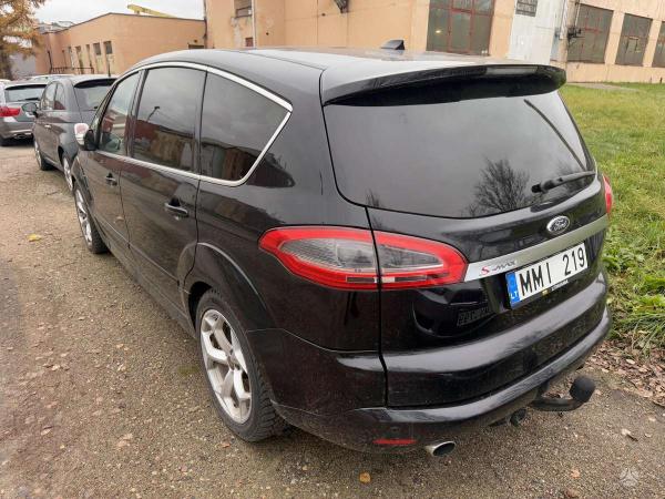 Black Ford S-Max 2011 in Vilnius, with an engine capacity of 2.00 L and mileage of 271 thousand km for 2900 €, photo 2 on AUTOMOTO.COM.LV