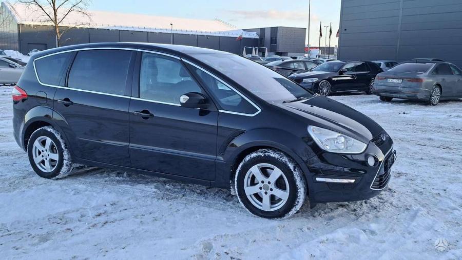 Melns Ford S-Max 2011 Kauņa, ar dzinēja tilpumu 2.00 L un nobraukumu 235 tūkst. km par 4990 €, foto 6 vietnē AUTOMOTO.COM.LV