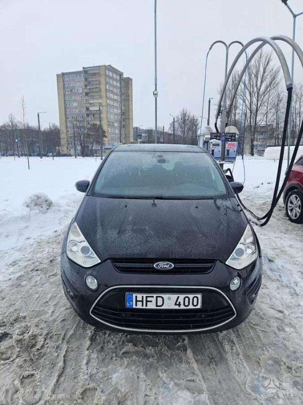 Melns Ford S-Max 2011 Kauņa, ar dzinēja tilpumu 2.00 L un nobraukumu 284 tūkst. km par 5200 €, foto 2 vietnē AUTOMOTO.COM.LV