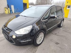 Black Ford S-Max 2011 in Siauliai, with an engine capacity of 2.00 L and mileage of 240 thousand km for 4200 €, photo 6 on AUTOMOTO.COM.LV