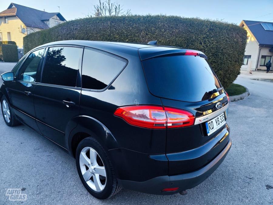Melns Ford S-Max 2011 Mažeikiai, ar dzinēja tilpumu 2.00 L un nobraukumu 241 tūkst. km par 4600 €, foto 15 vietnē AUTOMOTO.COM.LV