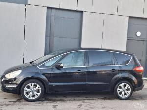 Black Ford S-Max 2011 in Silute, with an engine capacity of 2.00 L and mileage of 190 thousand km for 2000 €, photo 6 on AUTOMOTO.COM.LV