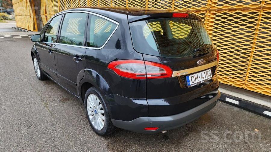 Black Ford S-Max 2011 in Ogre, with an engine capacity of 2.00 L and mileage of 249 thousand km for 5250 €, photo 11 on AUTOMOTO.COM.LV