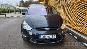 Black Ford S-Max 2011 in Ogre, with an engine capacity of 2.00 L and mileage of 249 thousand km for 5250 €, photo 20 on AUTOMOTO.COM.LV
