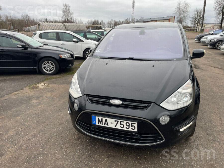 Melns Ford S-Max 2011 Talsi, ar dzinēja tilpumu 2.00 L un nobraukumu 294 tūkst. km par 4950 €, foto 3 vietnē AUTOMOTO.COM.LV