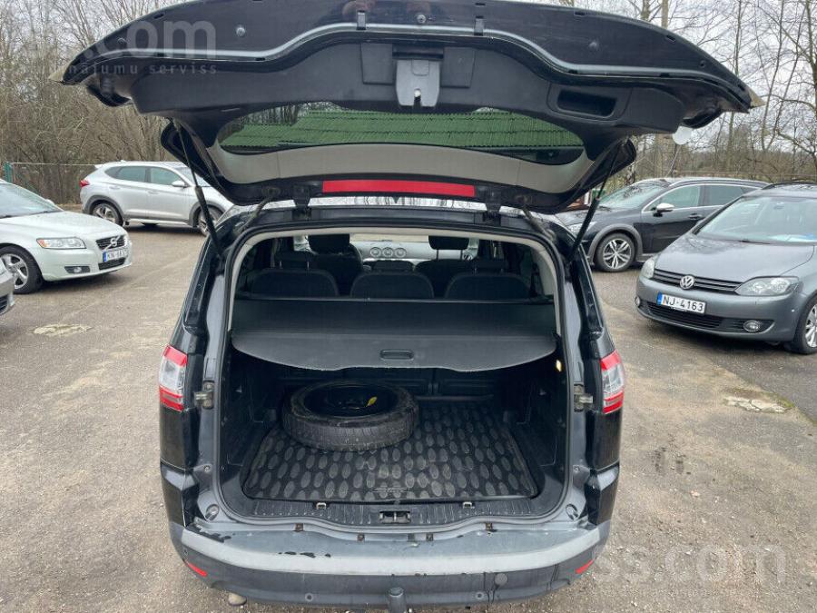 Melns Ford S-Max 2011 Talsi, ar dzinēja tilpumu 2.00 L un nobraukumu 294 tūkst. km par 4950 €, foto 10 vietnē AUTOMOTO.COM.LV