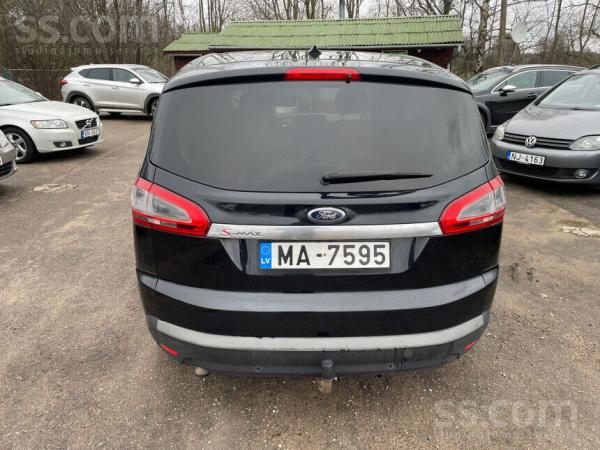 Melns Ford S-Max 2011 Talsi, ar dzinēja tilpumu 2.00 L un nobraukumu 294 tūkst. km par 4950 €, foto 5 vietnē AUTOMOTO.COM.LV
