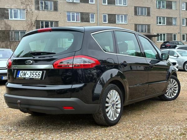 Black Ford S-Max 2011 in Kuldiga, with an engine capacity of 2.00 L and mileage of 364 thousand km for 5290 €, photo 3 on AUTOMOTO.COM.LV