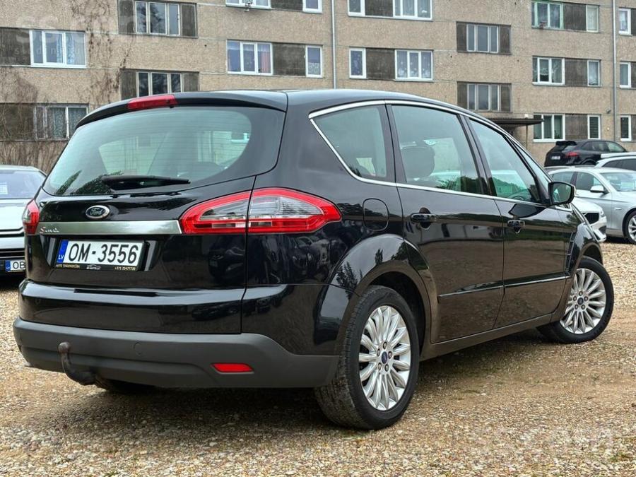 Melns Ford S-Max 2011 Kuldīga, ar dzinēja tilpumu 2.00 L un nobraukumu 364 tūkst. km par 5290 €, foto 4 vietnē AUTOMOTO.COM.LV