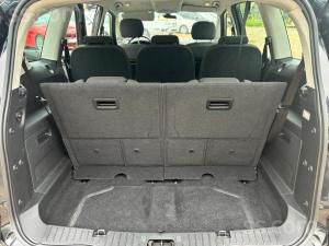 Melns Ford S-Max 2011 Kuldīga, ar dzinēja tilpumu 2.00 L un nobraukumu 364 tūkst. km par 5290 €, foto 12 vietnē AUTOMOTO.COM.LV