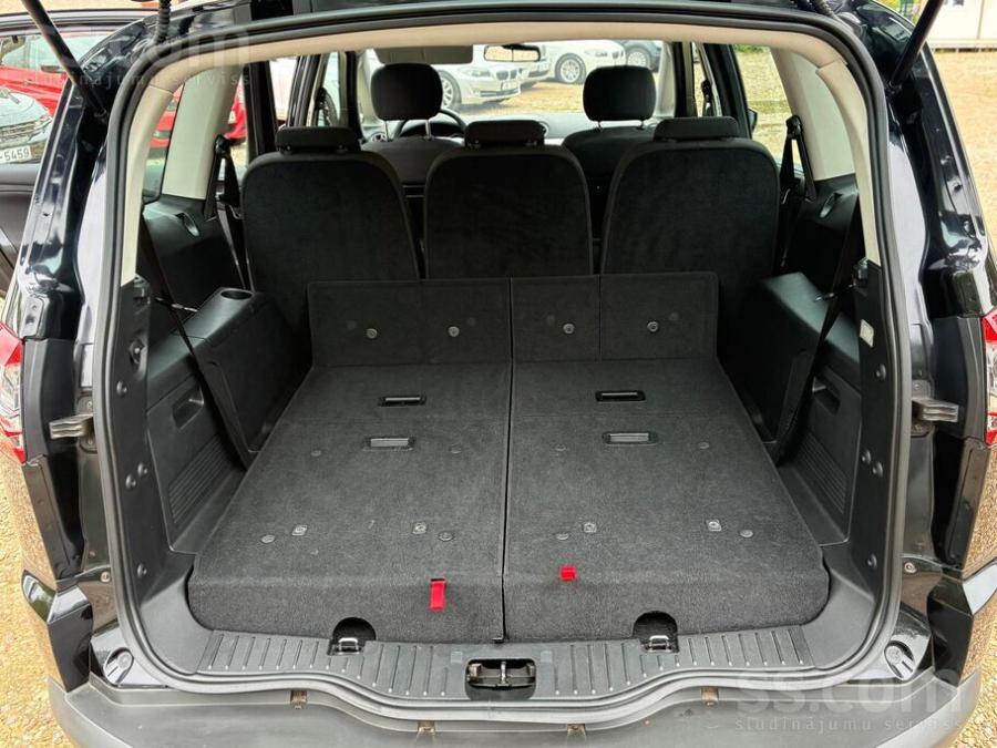 Melns Ford S-Max 2011 Kuldīga, ar dzinēja tilpumu 2.00 L un nobraukumu 364 tūkst. km par 5290 €, foto 13 vietnē AUTOMOTO.COM.LV