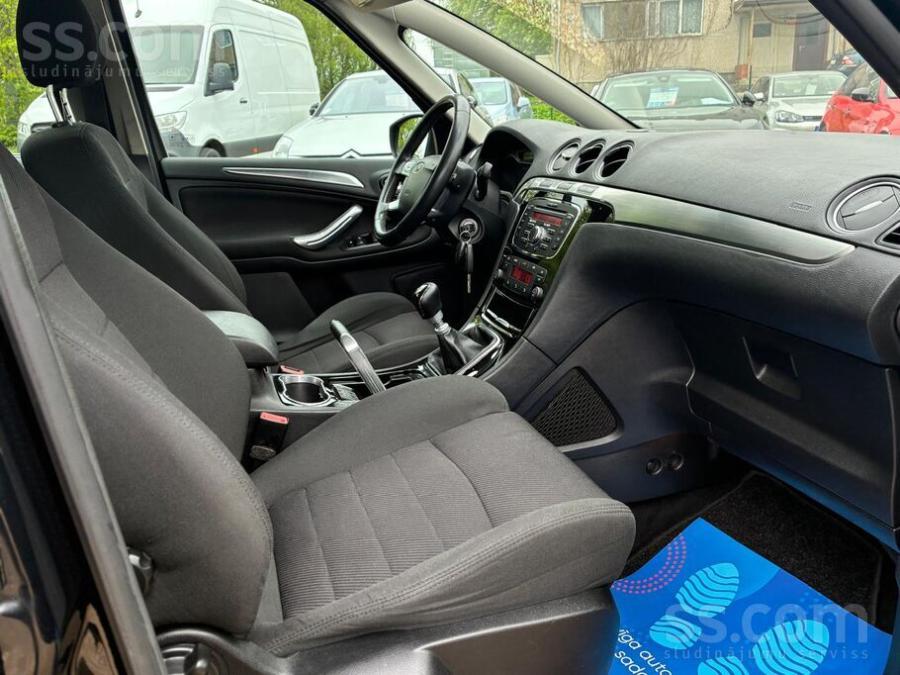 Melns Ford S-Max 2011 Kuldīga, ar dzinēja tilpumu 2.00 L un nobraukumu 364 tūkst. km par 5290 €, foto 16 vietnē AUTOMOTO.COM.LV