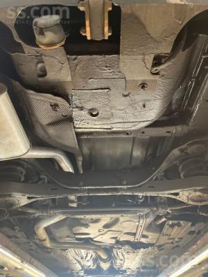 Melns Ford S-Max 2011 Kuldīga, ar dzinēja tilpumu 2.00 L un nobraukumu 364 tūkst. km par 5290 €, foto 28 vietnē AUTOMOTO.COM.LV