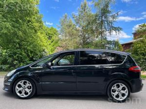 Black Ford S-Max 2011 in Daugavpils, with an engine capacity of 2.00 L and mileage of 265 thousand km for 5700 €, photo 7 on AUTOMOTO.COM.LV