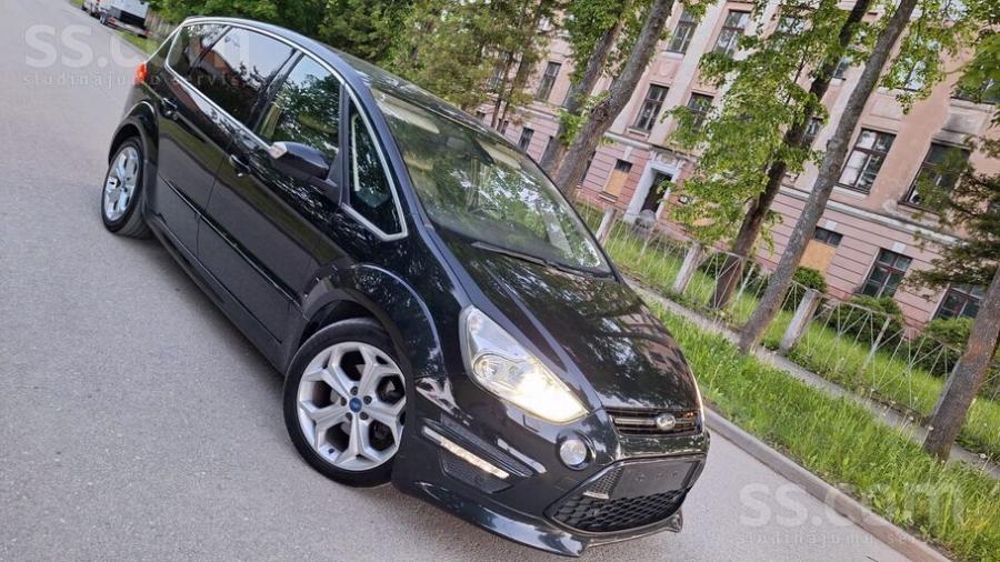 Black Ford S-Max 2011 in Daugavpils, with an engine capacity of 2.00 L and mileage of 265 thousand km for 5700 €, photo 10 on AUTOMOTO.COM.LV